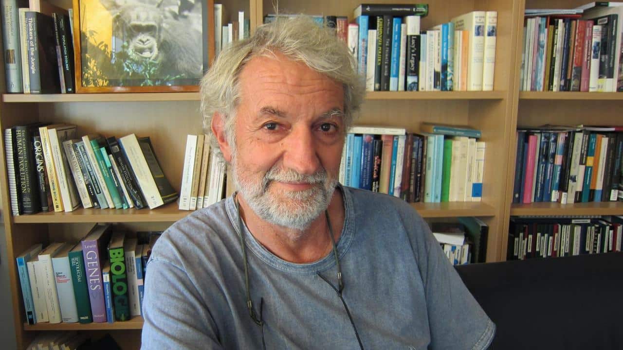 𝐃𝐫. 𝐂𝐇𝐑𝐈𝐒𝐓𝐎𝐏𝐇𝐄 𝐁𝐎𝐄𝐒𝐂𝐇 - Humaniterre